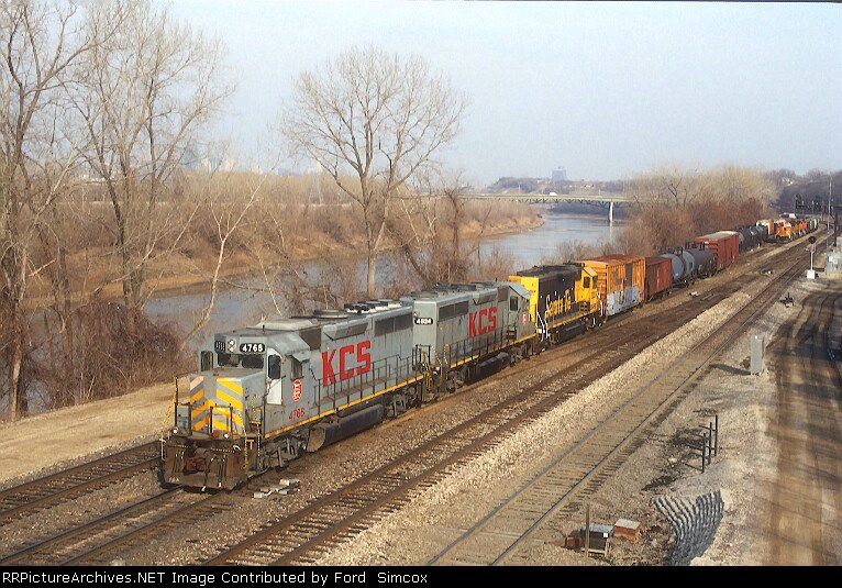 KCS 4768, 12th Street